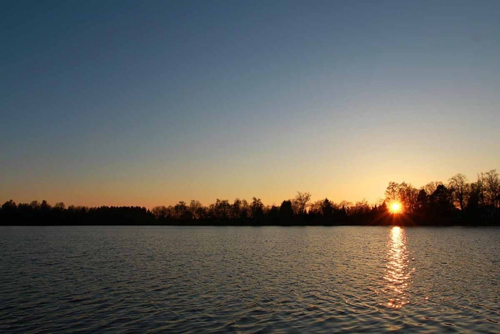 Der Olchinger See - fuenfseen.de Magazin Tourismus Seen und Berge Bayern