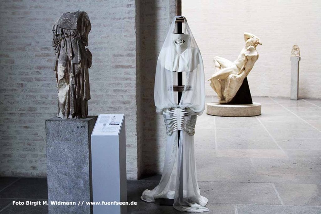 Divine X Design - Die Sonderausstellung in der Glyptothek - fuenfseen ...